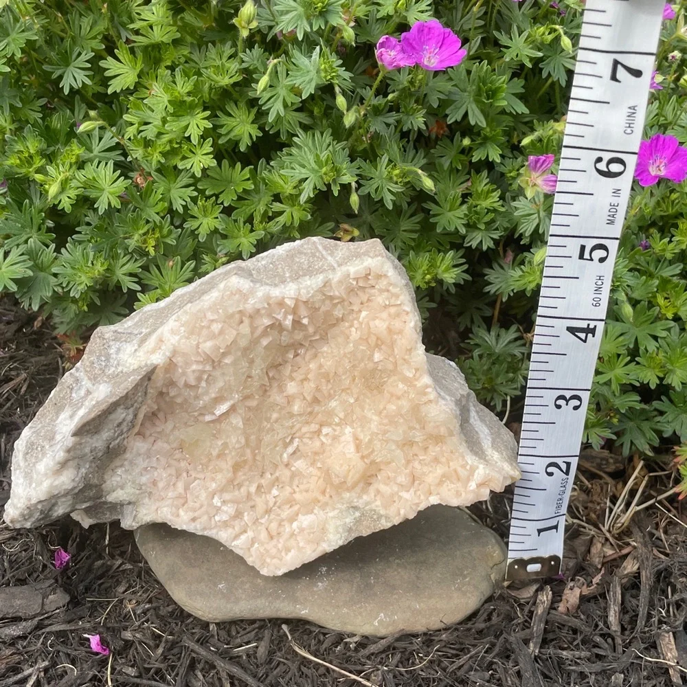 Accents | Pink Dolomite Crystal Extra Large With Uv Reactive Calcite ...